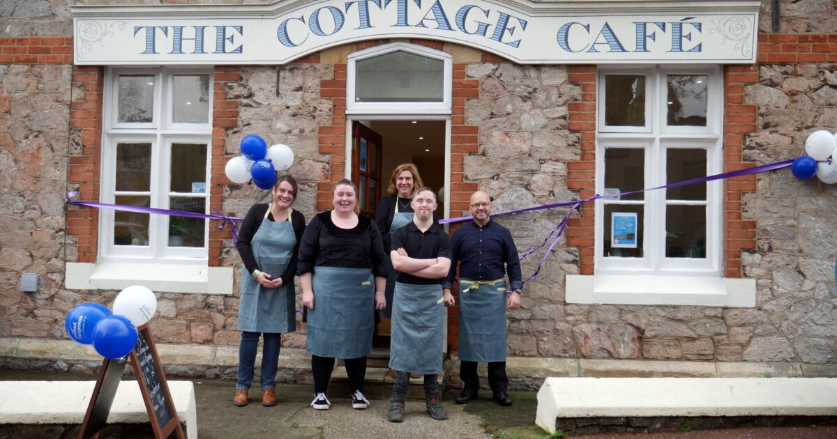 The Cottage Cafe, Torquay, Devon - United Response